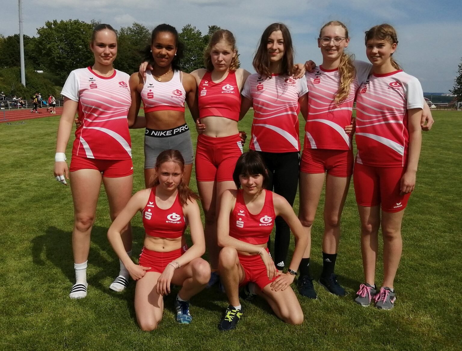 LG Staufen | Regionalmeisterschaften Jugend U16: Naomi Baumann knackt ...